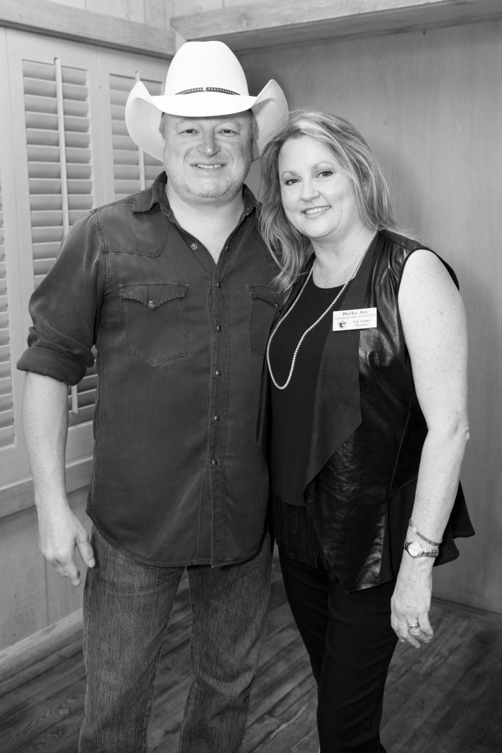 Mark Chestnutt Rocks the Cattle Baron's Ball - PaperCity Magazine