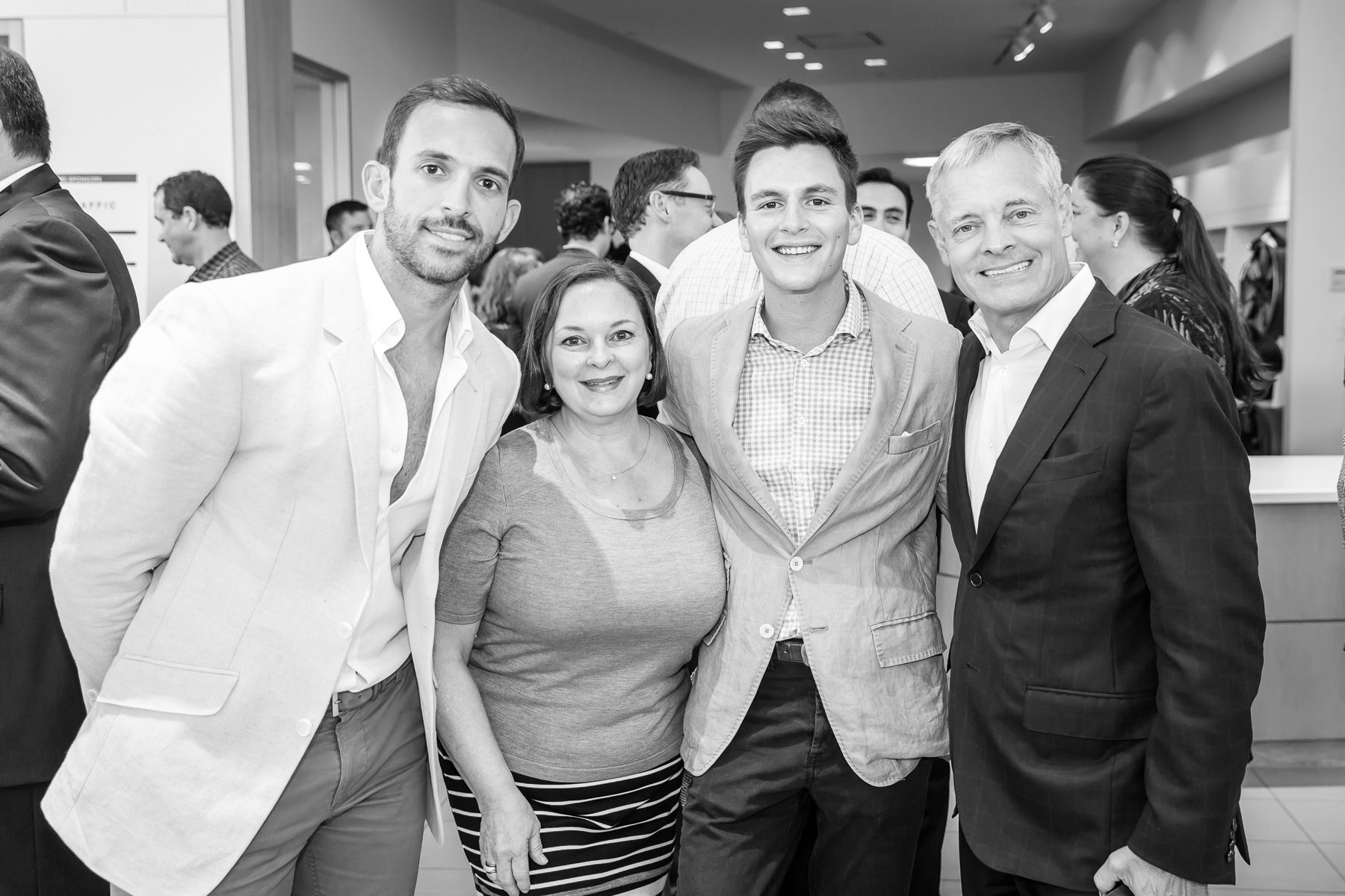 Slick Cars and a Good Cause: DIFFA/Dallas Takes Us for a Memorable Spin ...