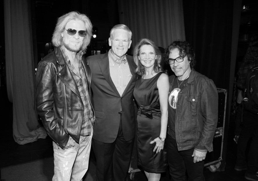 1980s Rock Stars Bring the House Down at Historic Dallas Theater, Raise ...