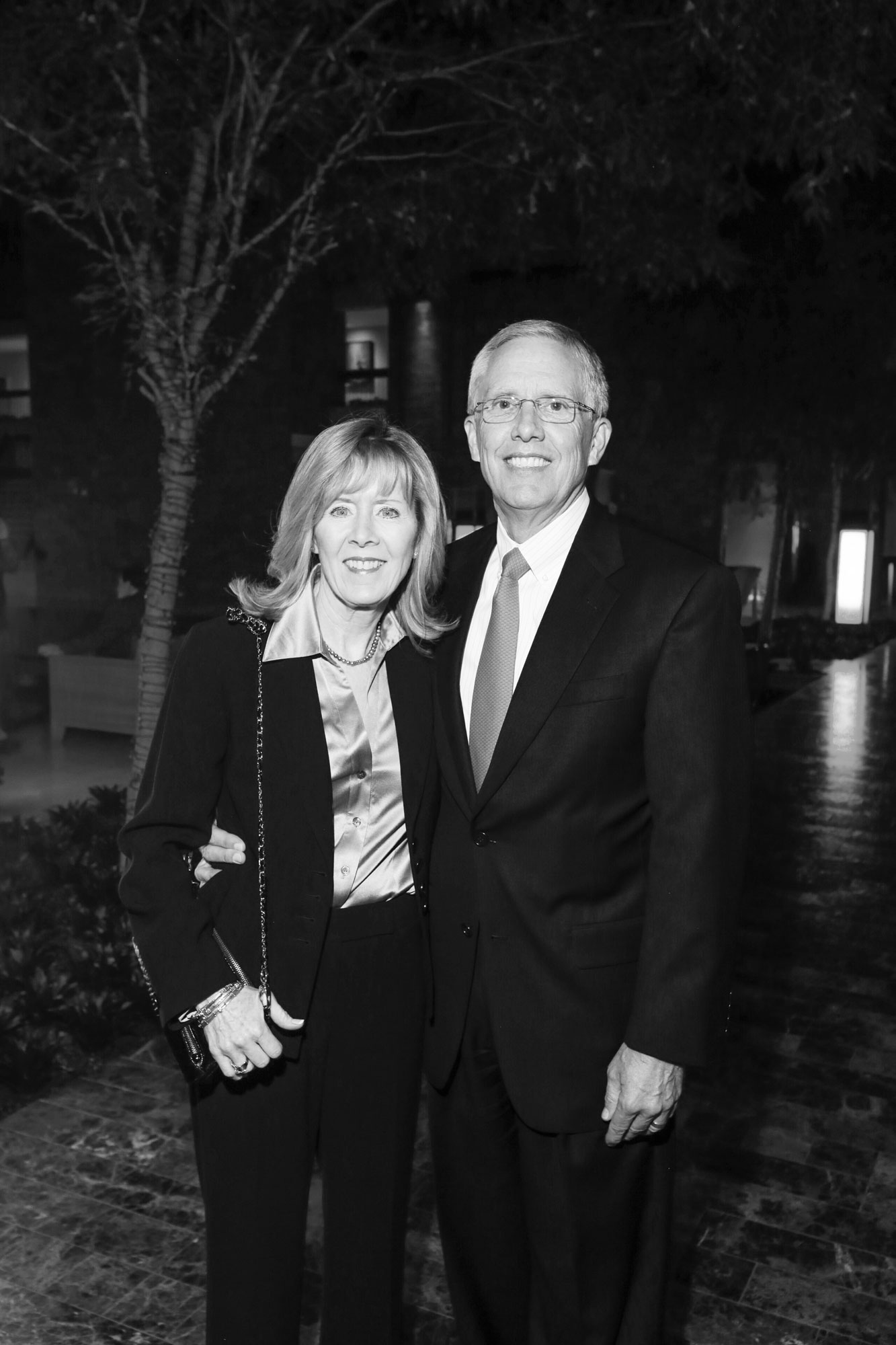 Record $1.3 Million Raked In At Dallas Leadership Award Dinner: Sellout ...