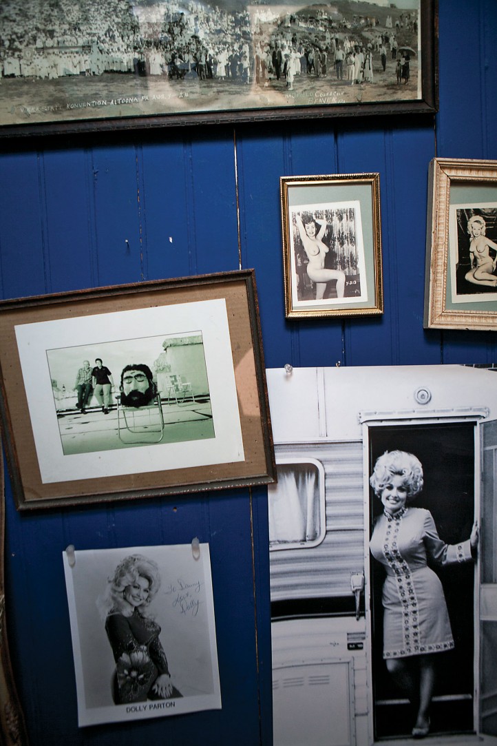 A Secret House of Curiosities: This Art Couple's Wonderfully Weird Lair ...