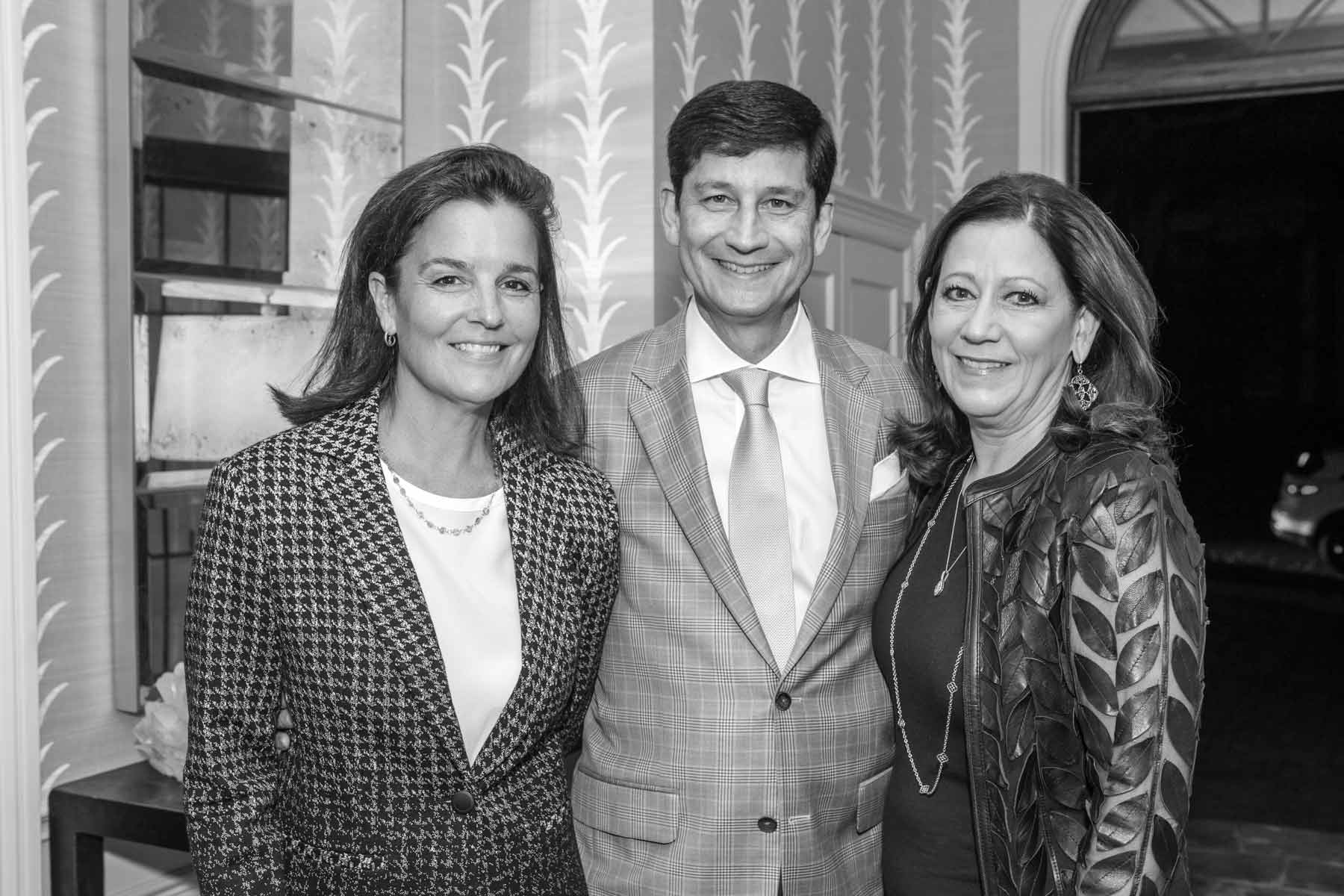 Do the Locomotion: Dallas Holiday Trains Raise Big Money for the Ronald ...