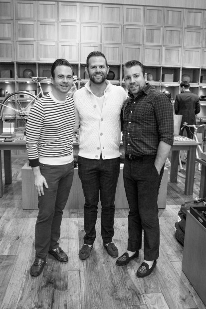 Shopping Party! Fashionable Femmes, Hot Young Professionals and ...