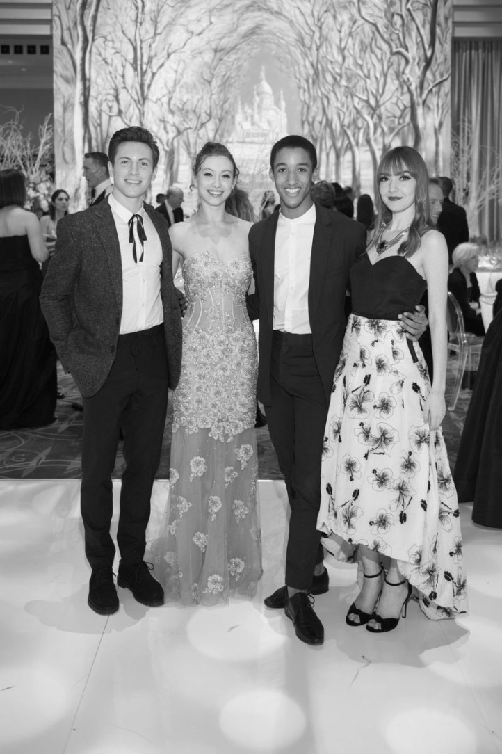 Caviar, Vodka and Ice Sculptures: Opulent Ball Brings in $1 Million for ...