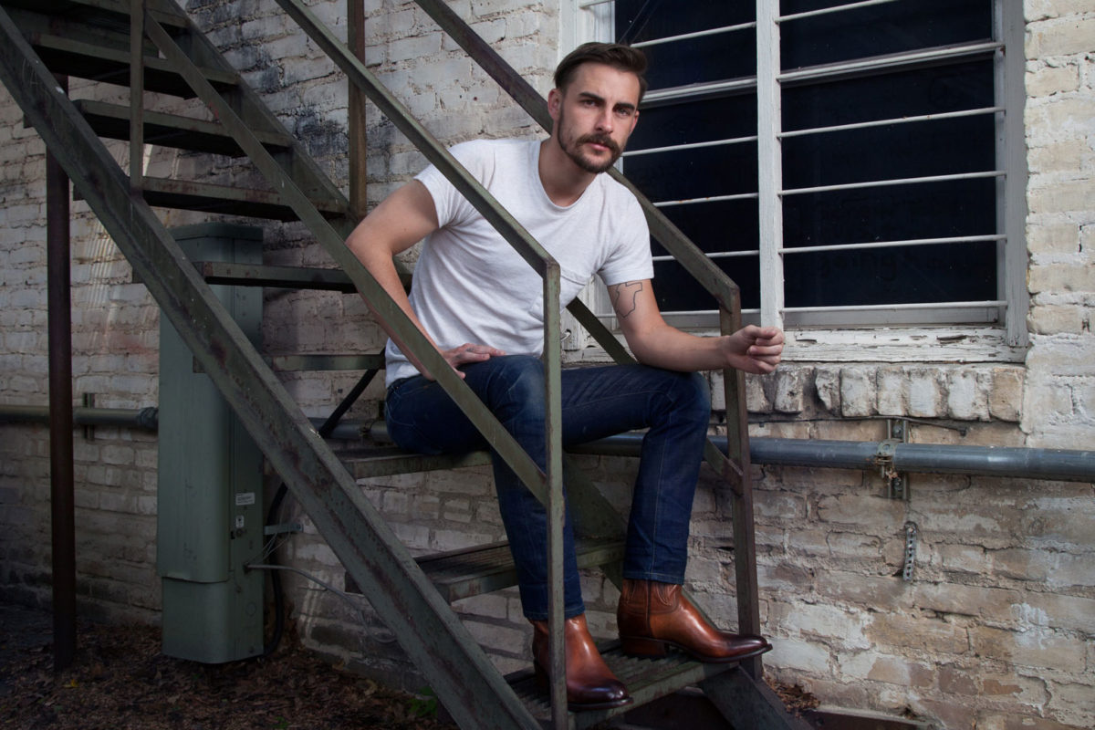 A New Houston Legend, R&B's Neo Soul Rebels and a King of Swing Moment ...