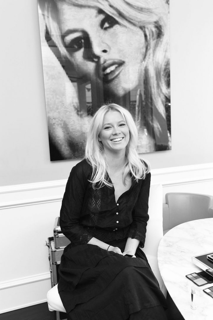 Houston's Hottest Fashionistas Turn a Posh Pad Into a Home Shopping ...