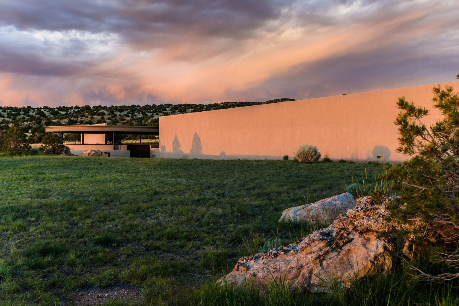 A Fashion Superstar's Selling his Dream Ranch for $75 Million — and it ...