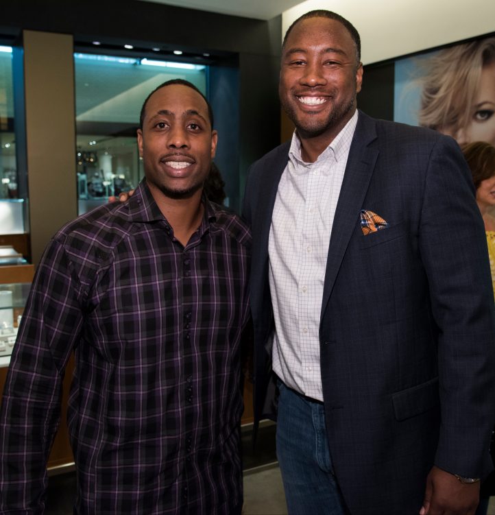 A Dallas Cowboy, His Entourage and Jewels Make This Charity Fundraiser ...