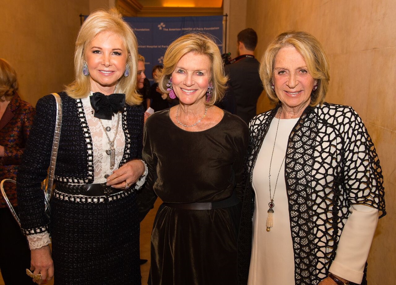 Houston Oil Tycoon Honored With Major Paris Award: Business Queen's ...