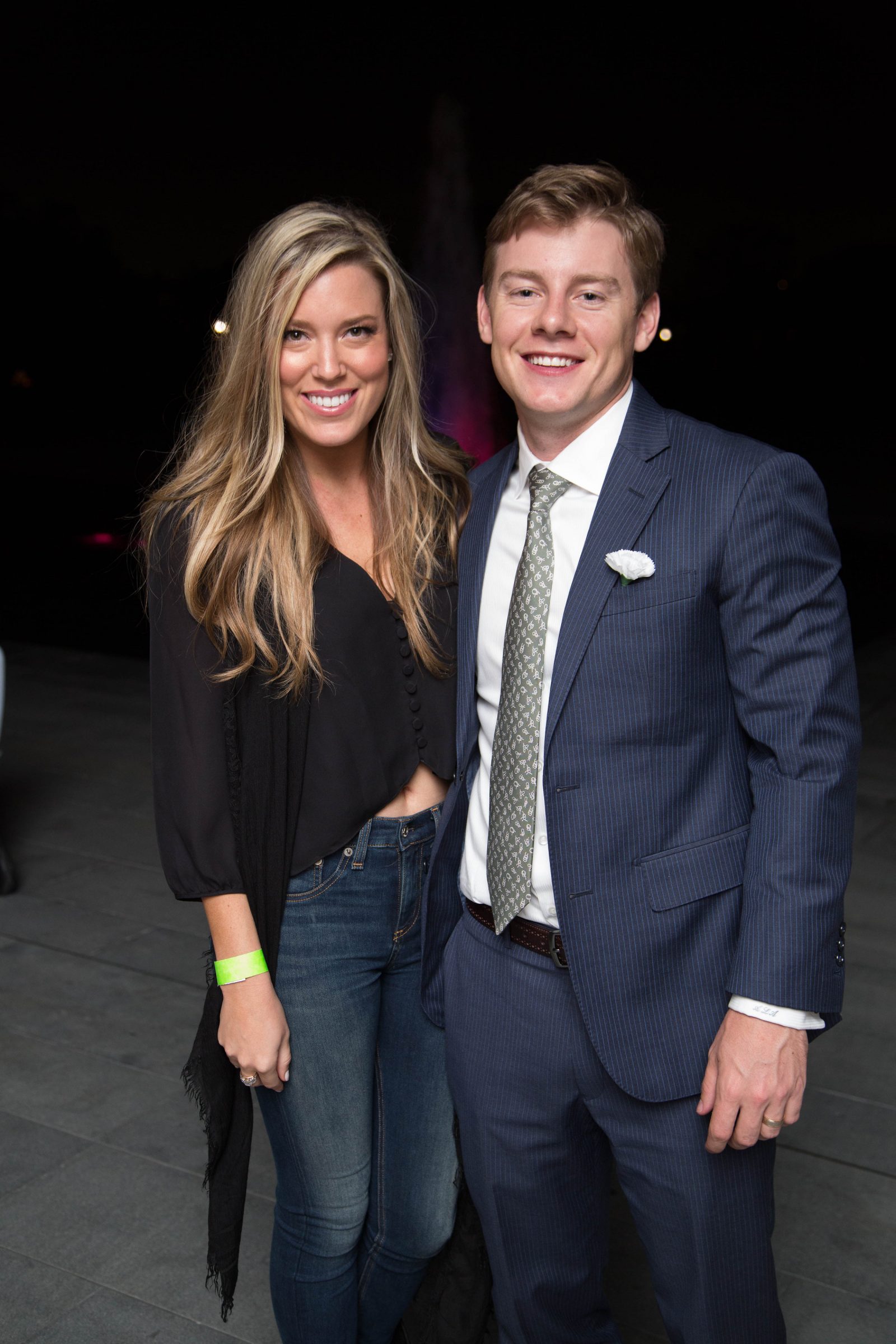 Hot Young Professionals Party with Rip-Roaring Style in One of Houston ...