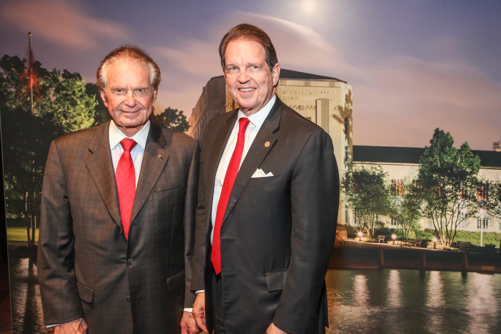 Billionaire Houston Tycoon Leads UH's Billion Dollar Fundraising Drive ...