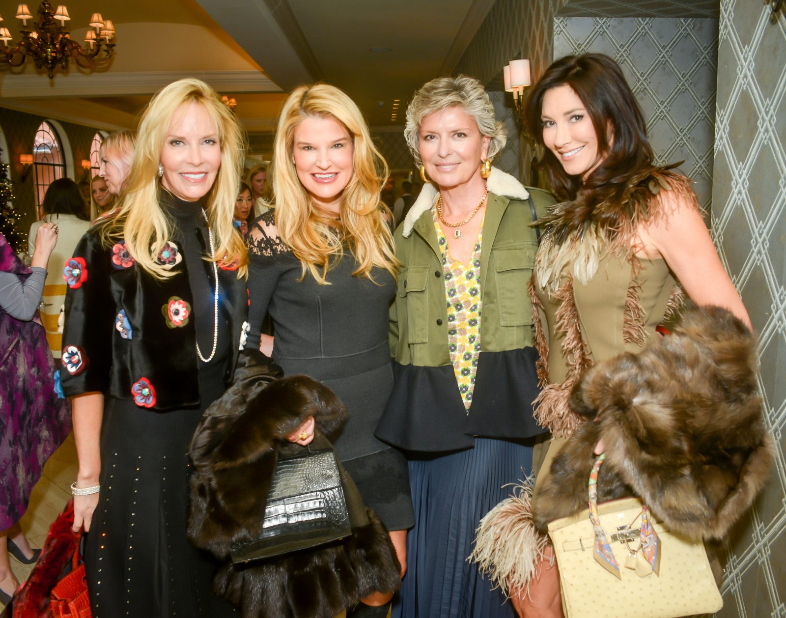 Superstar Blogger Turned Fashion Entrepreneur Captivates a Powerhouse ...