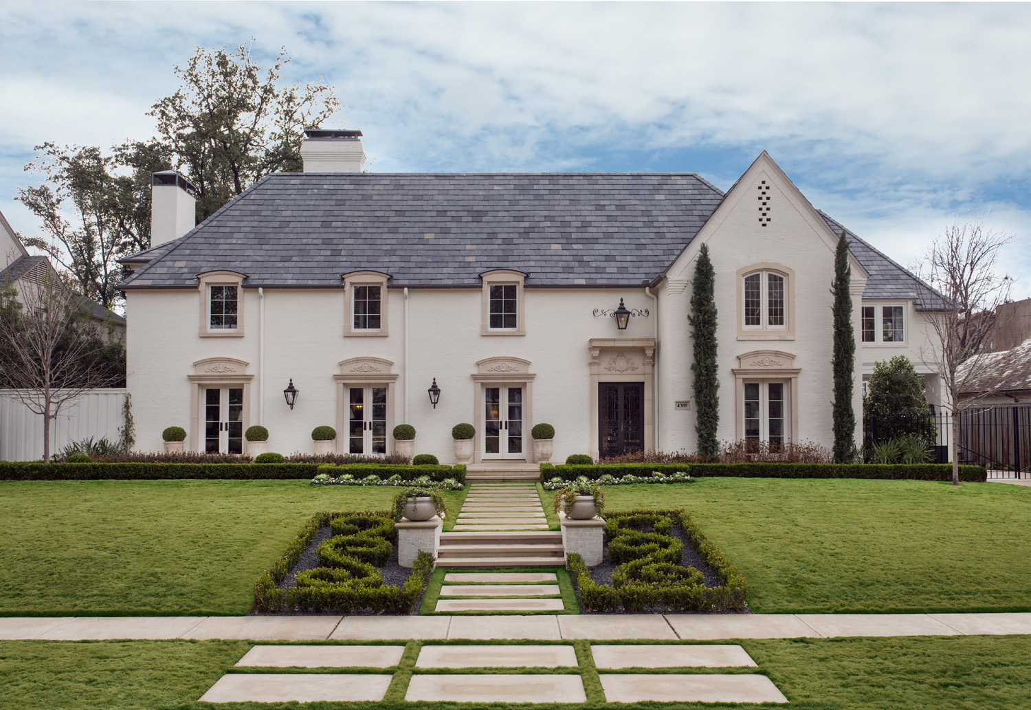 Dallas' Most Glamorous Houses: Take a Private Glimpse Behind the Hedges ...