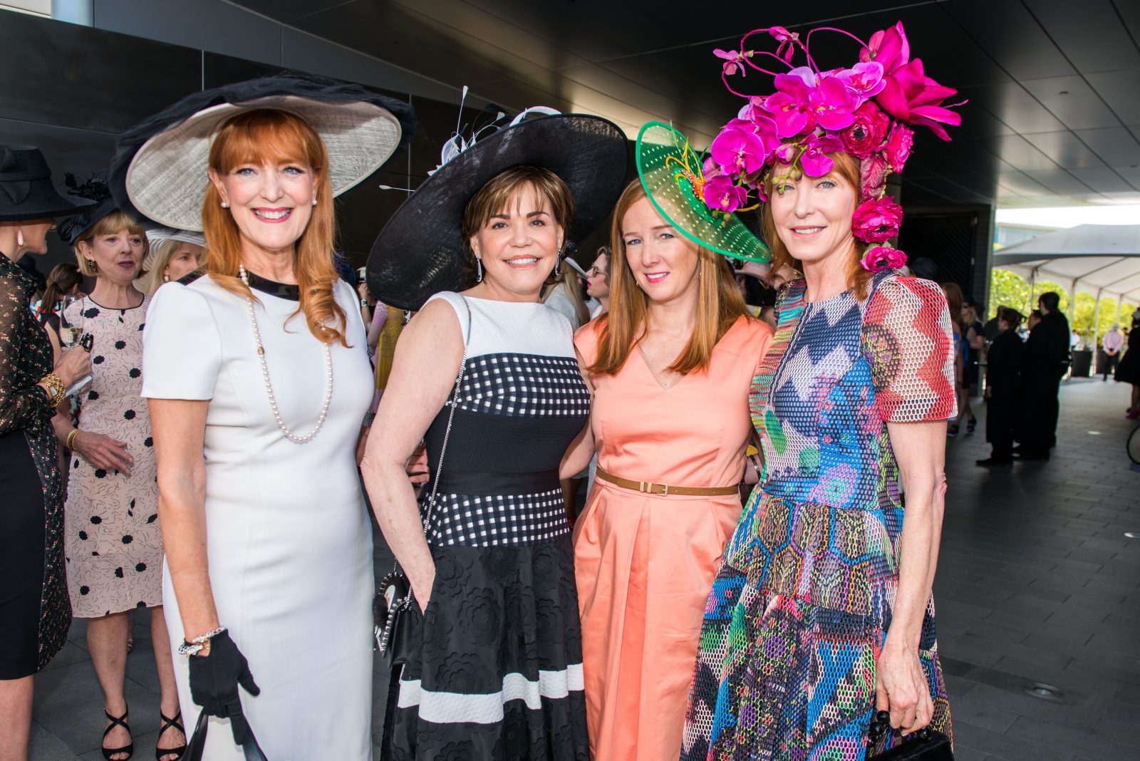 Air Kisses and Peek-a-Boos Highlight the Most Amazing Parade of Hats ...