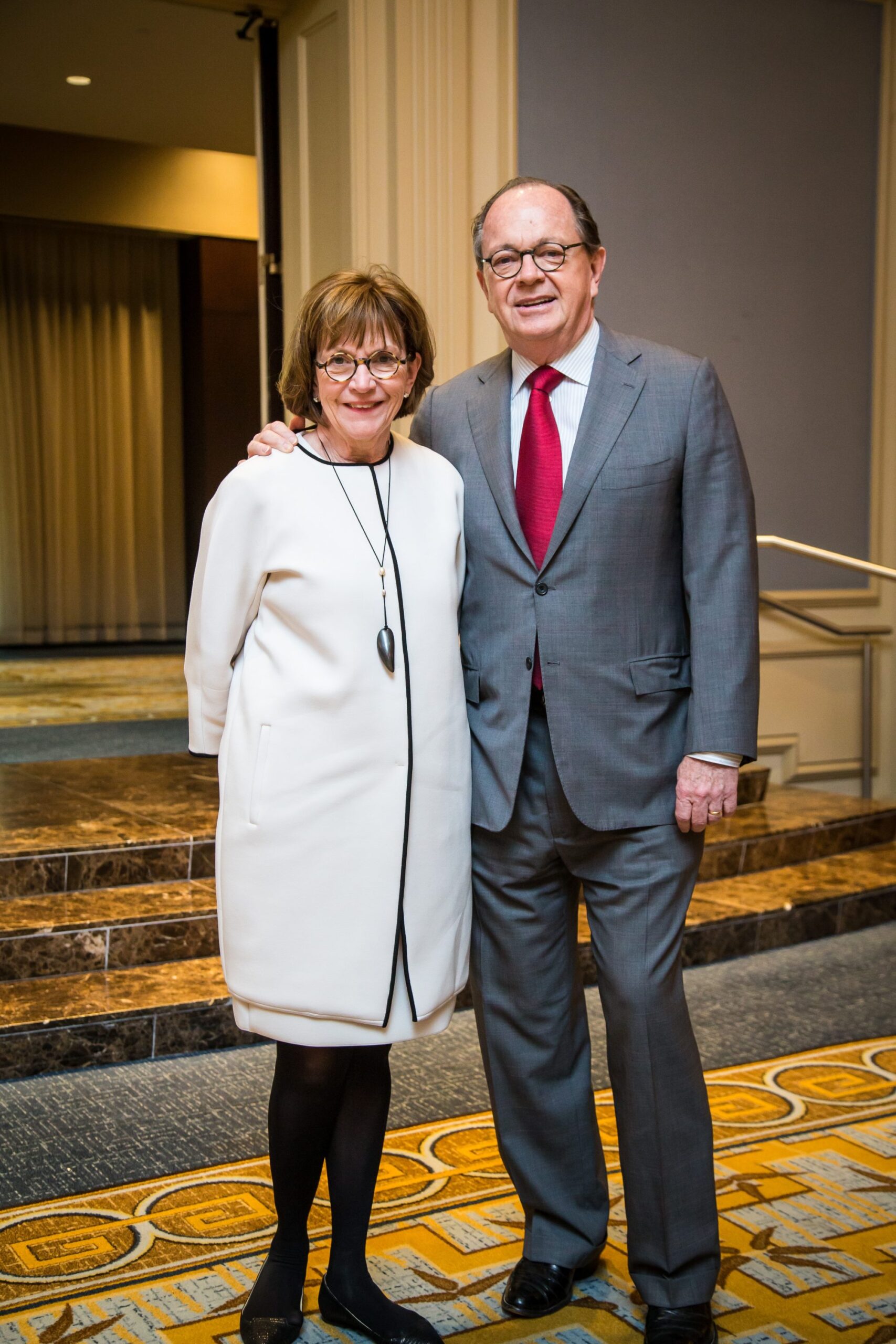 Art World Heavy Hitters Turn Out in Force to Celebrate the Silver Cup ...