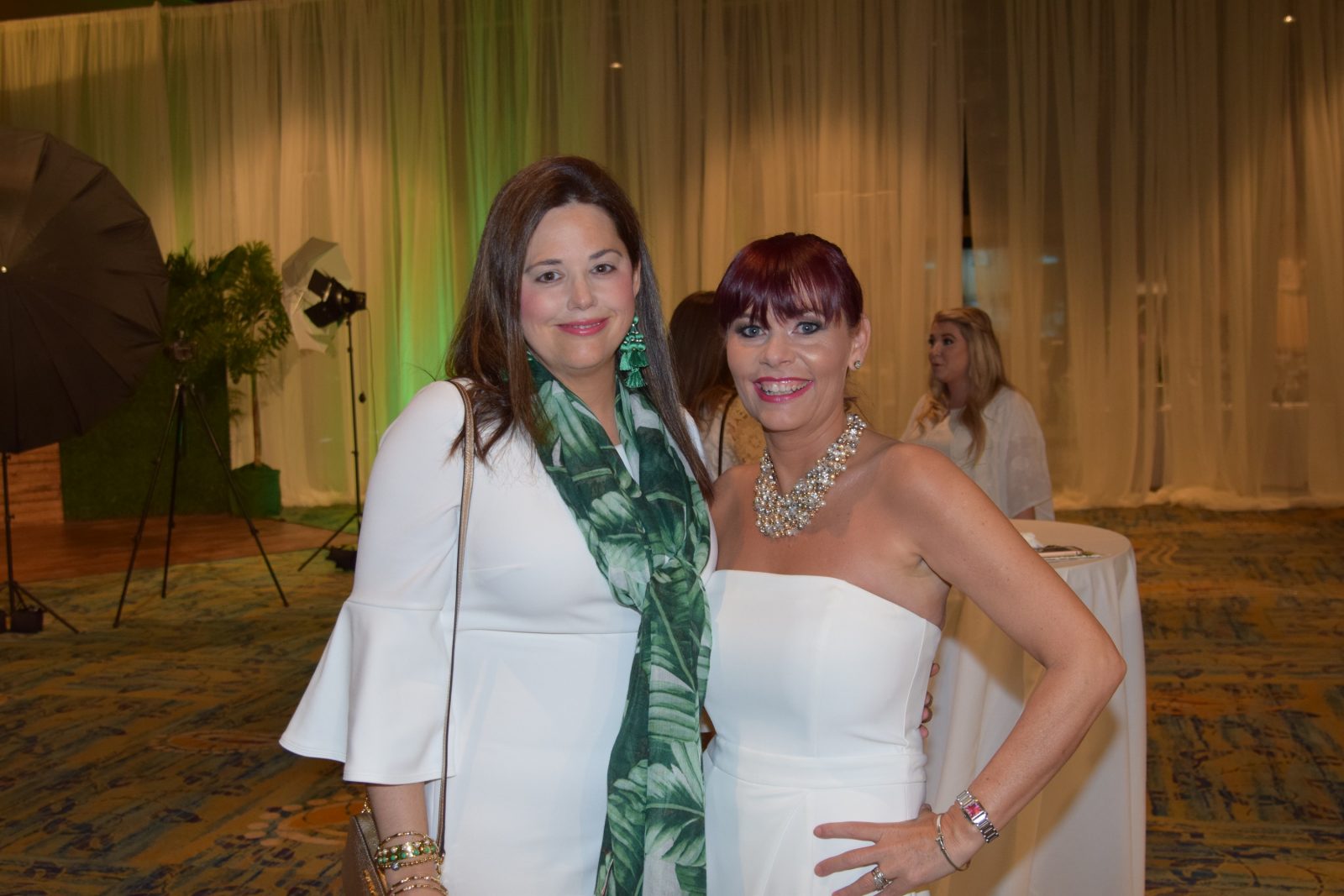 White Hot: Top Fashionistas Make Giving Glamorous at this Waterway ...