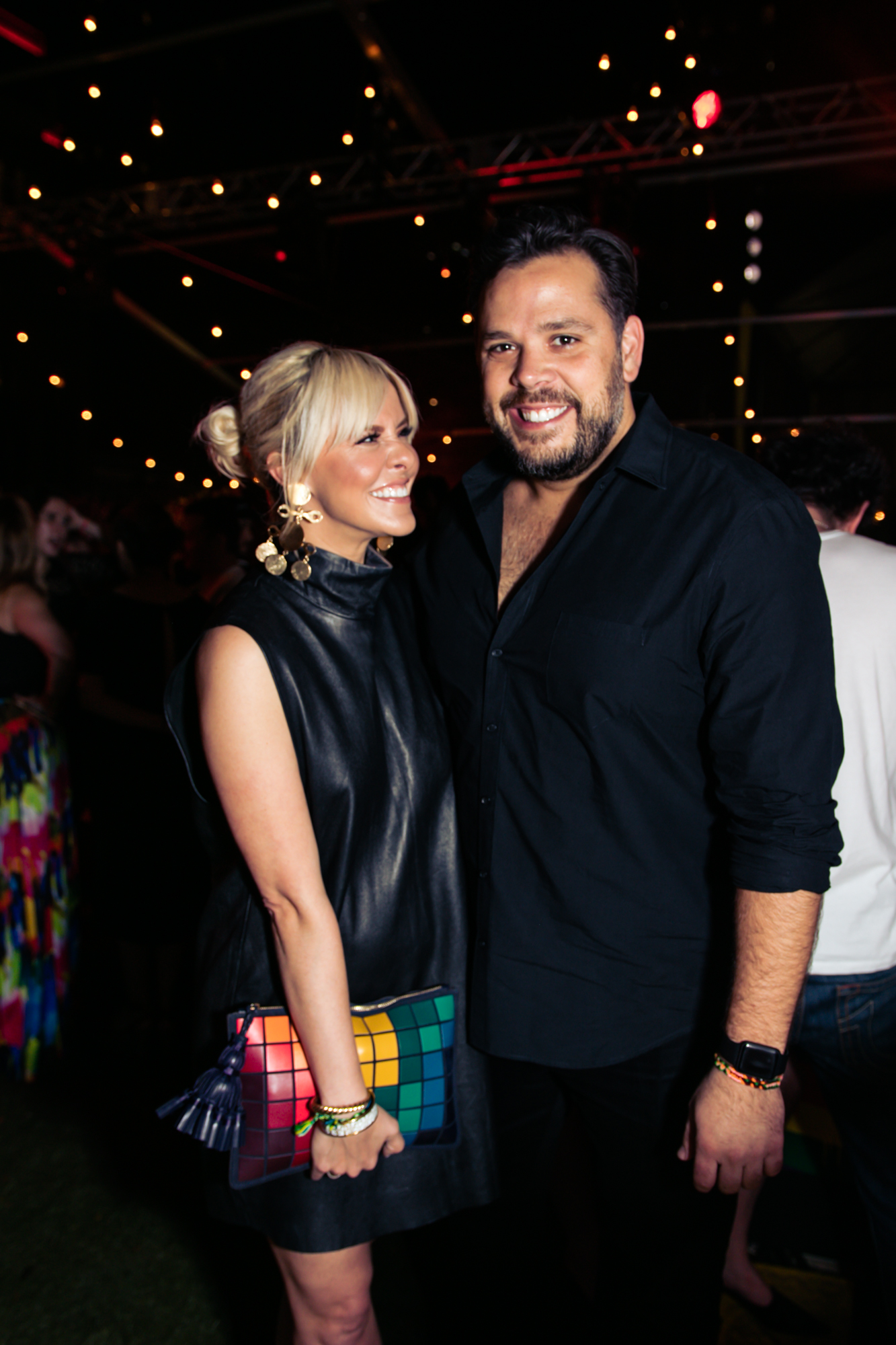 Smokin' Hot Skeleton Bartenders, a Flower Wall and Arty Power: Inside a ...