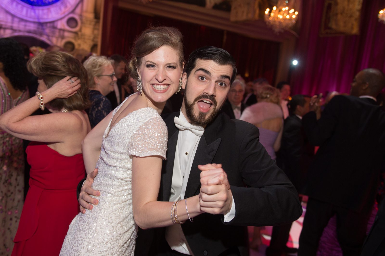 Houston's Hottest Young Professionals Break Into a Rocking Flash Mob ...