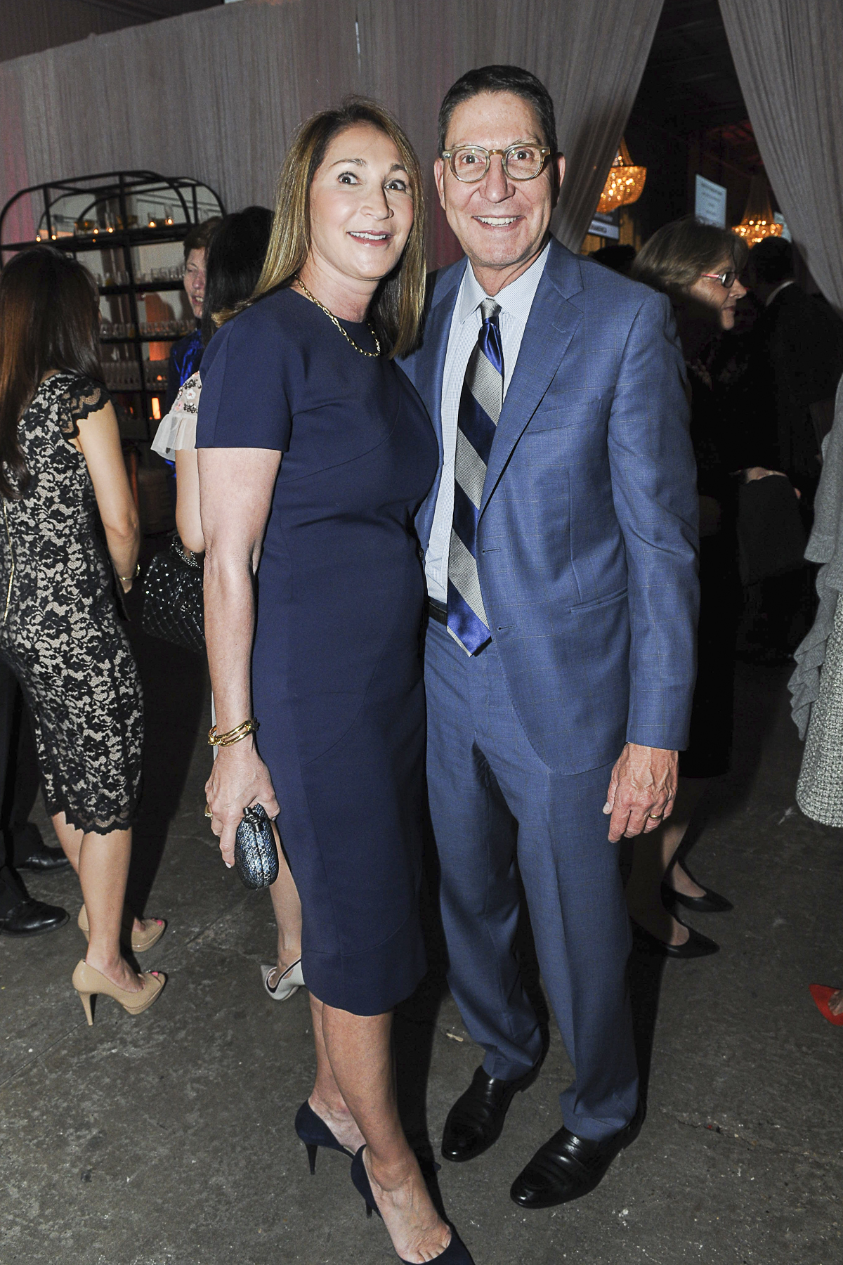 A Whopping $1.3 Million Dinner Proves There's Still Major Support for ...