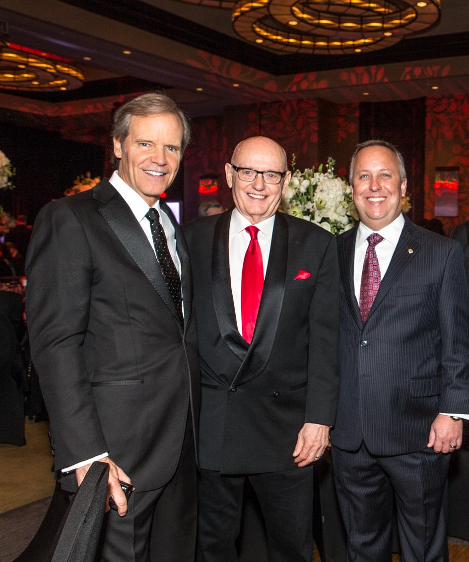 $4.6 Million Dallas Night Fueled by City's Top Chefs and 1,200 Guests ...