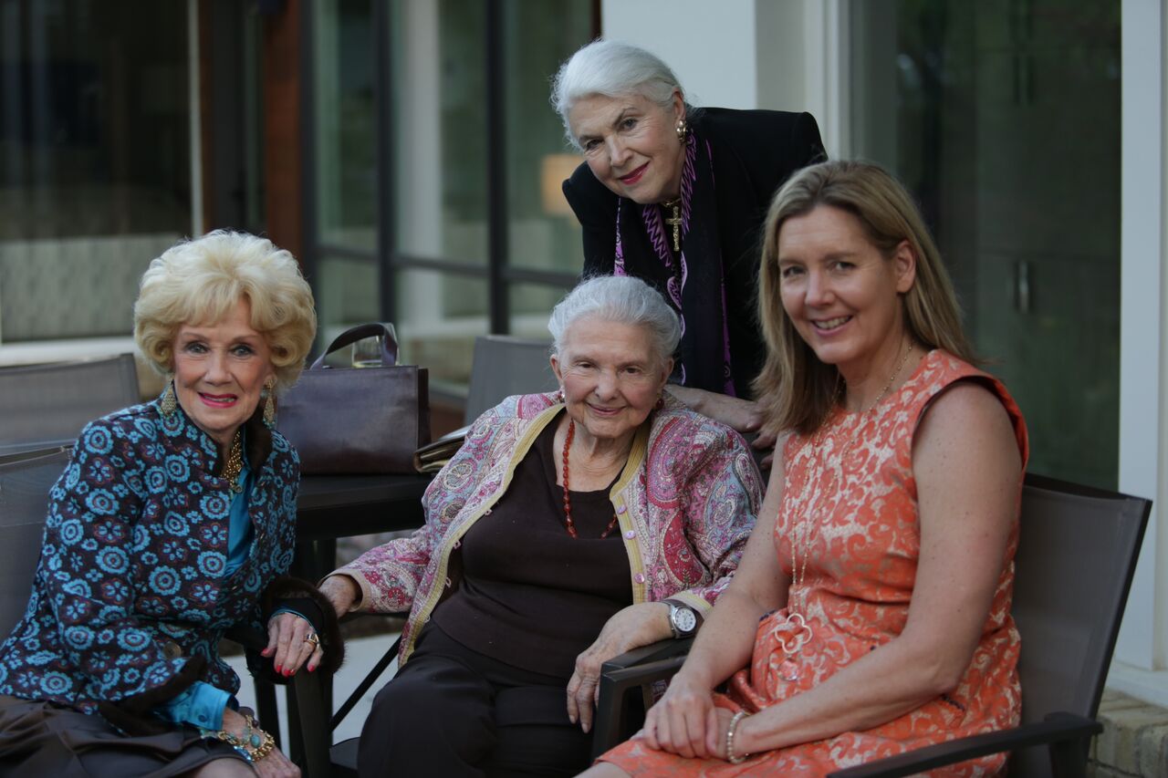 Legendary Businesswoman, Oil Heiress and Kind Social Force Dies in ...