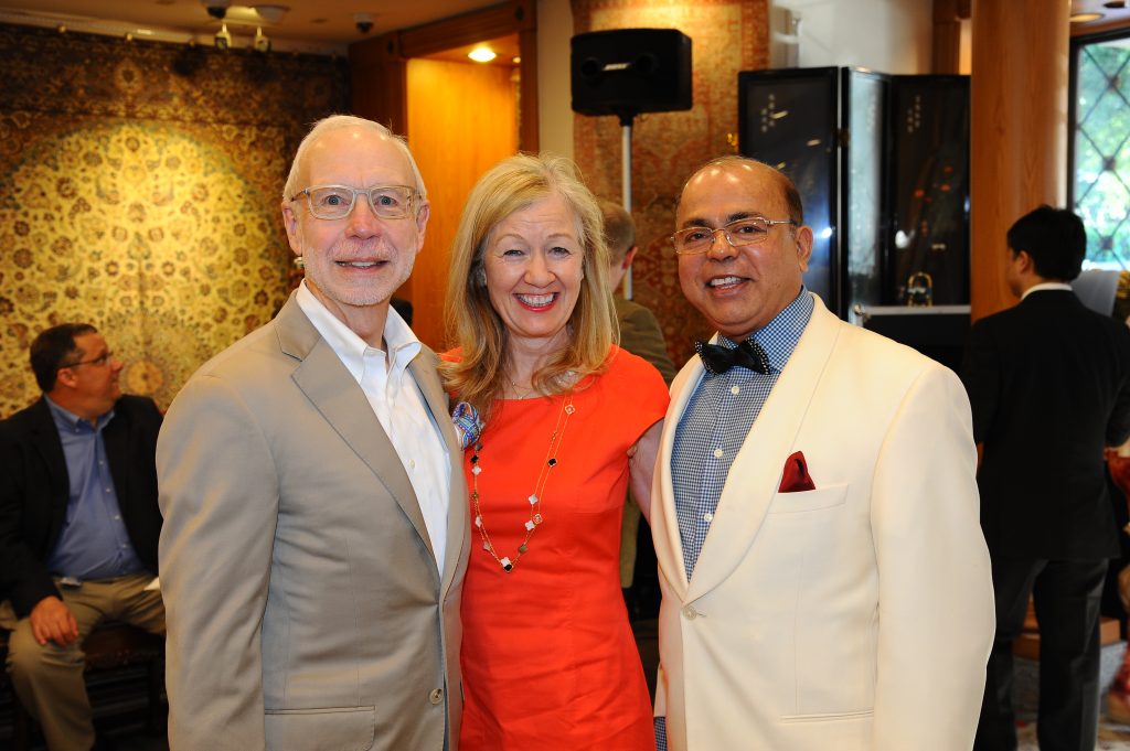 Houston's Own Posh Palace: Jewel Box of a Space Becomes a Magic Carpet ...