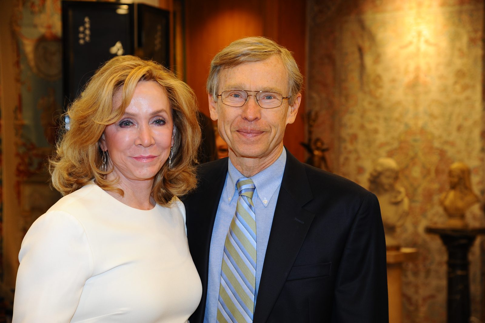 Houston's Own Posh Palace: Jewel Box of a Space Becomes a Magic Carpet ...