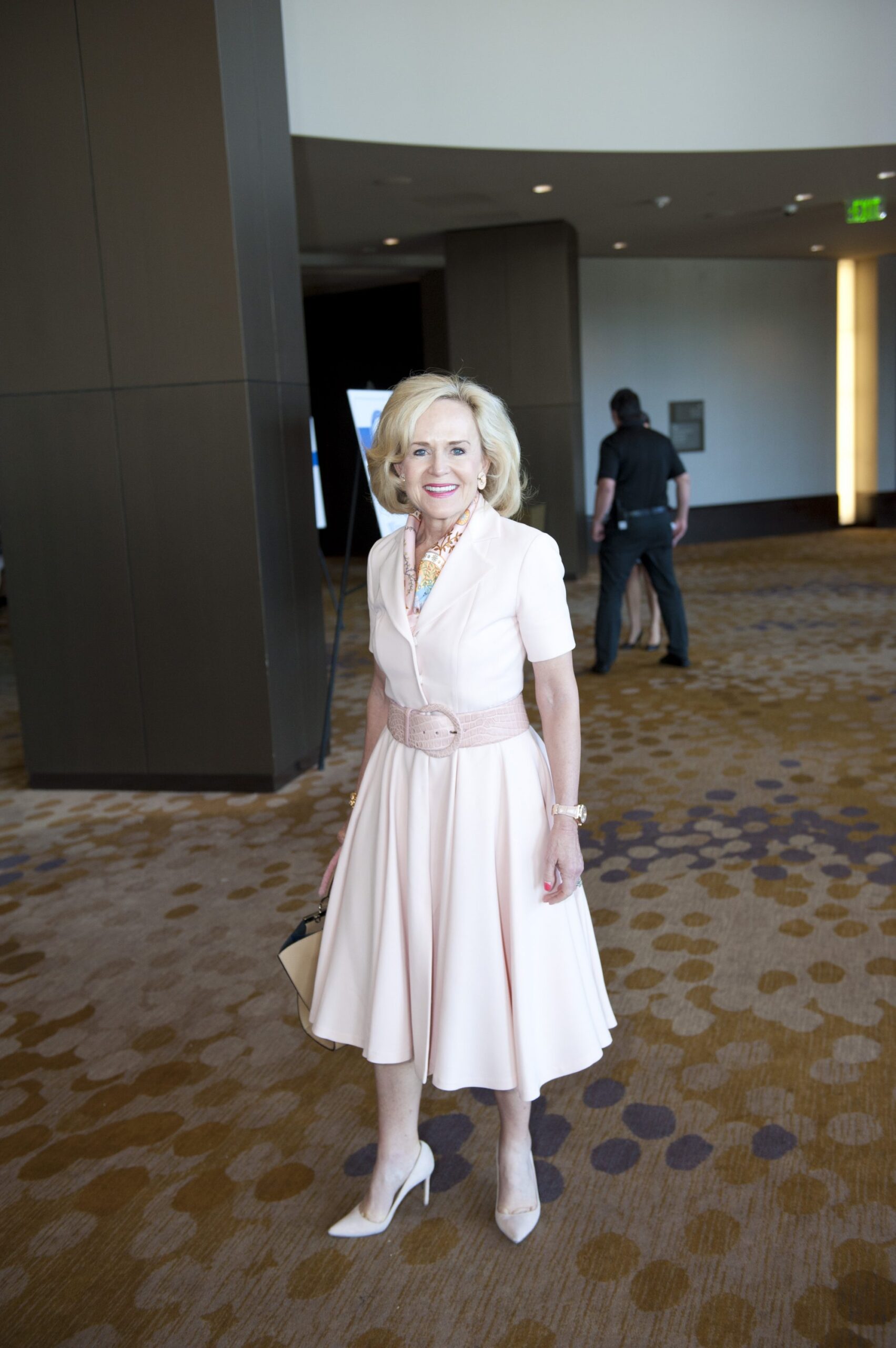 A Driven Laura Bush, a Blushing Troy Aikman and the Ultimate Giving ...