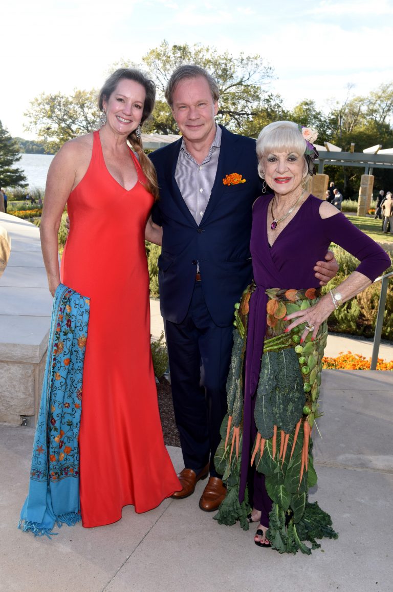 Dallas' New $12 Million Garden Makes Its Tasteful Debut: Now This is a ...