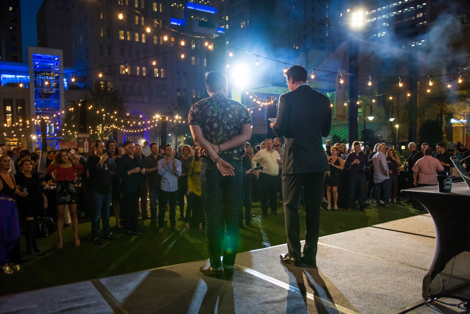 Dallas' Giant Eyeball Party — Celebrity Chefs Put on the Best Cookout ...