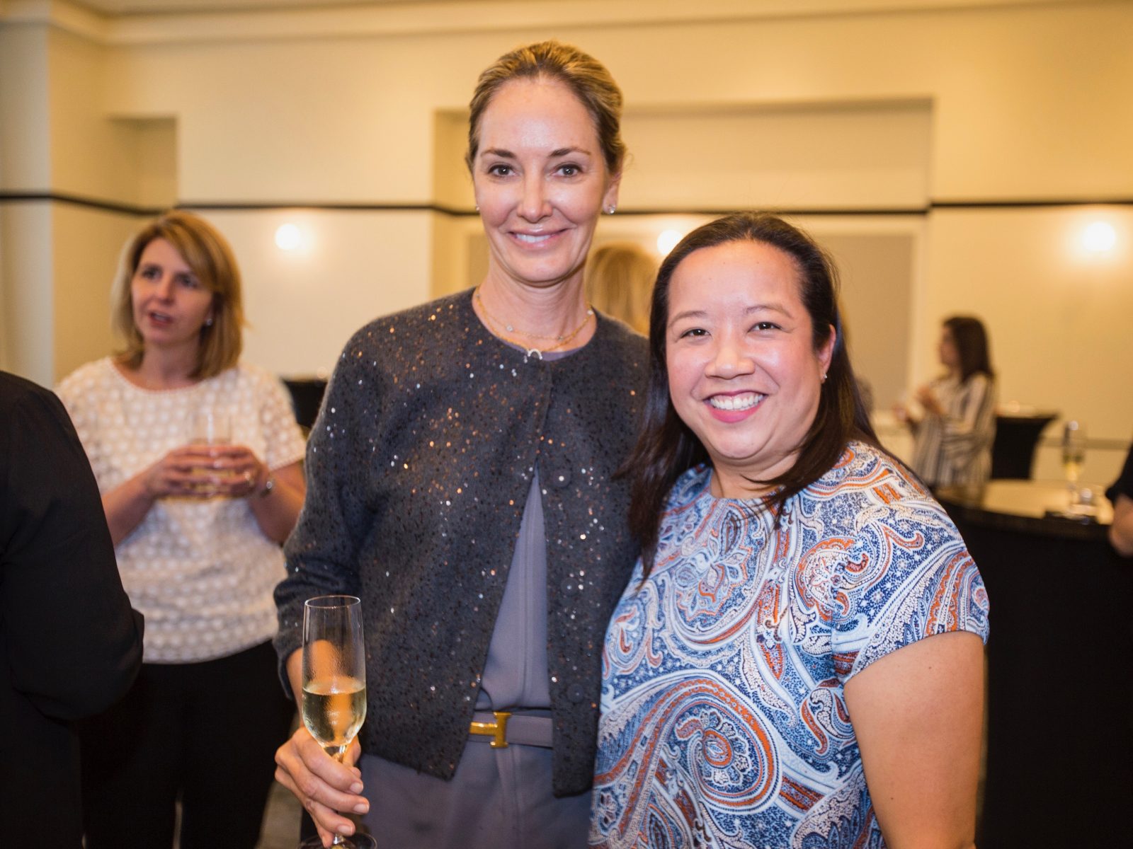 Breathtaking New Houston Hotel Serves as Launch Pad for Storied Antique ...