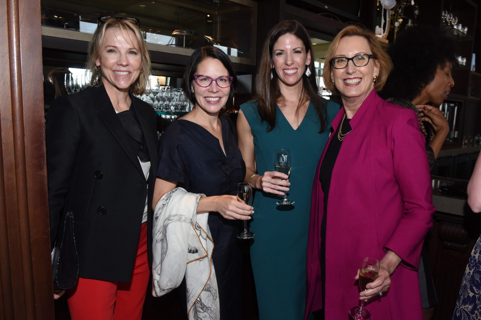 Girls Run the World (and Dallas): Women's Foundation Draws 1,400 in ...