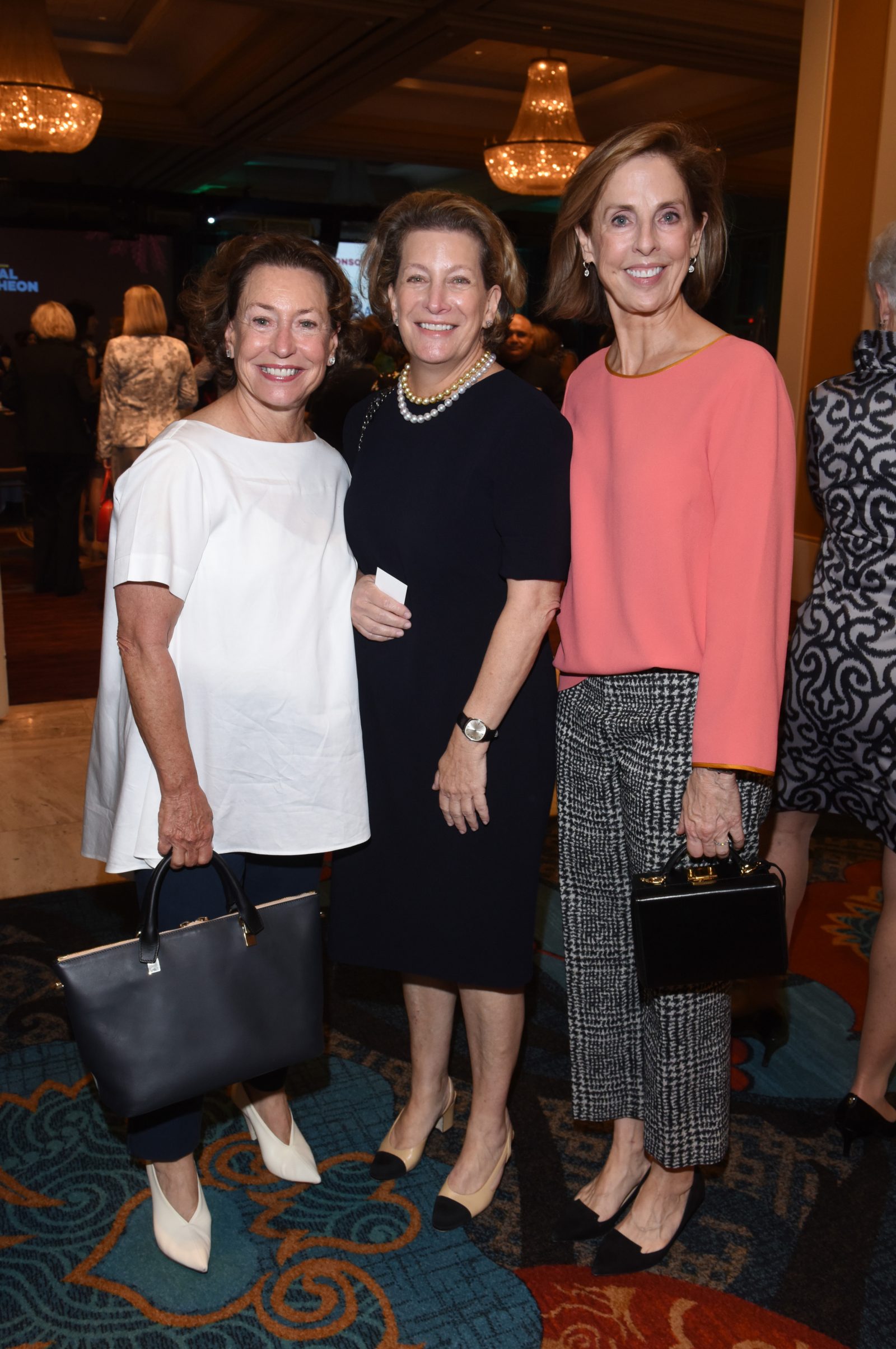 Girls Run the World (and Dallas): Women's Foundation Draws 1,400 in ...