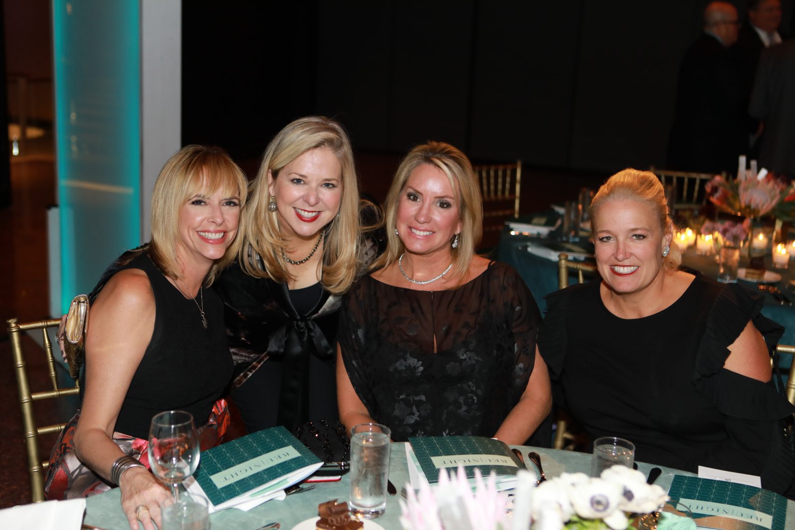 Glamorous Gala at a Storied Dallas Hotel Brings the Magic of the 1950s ...