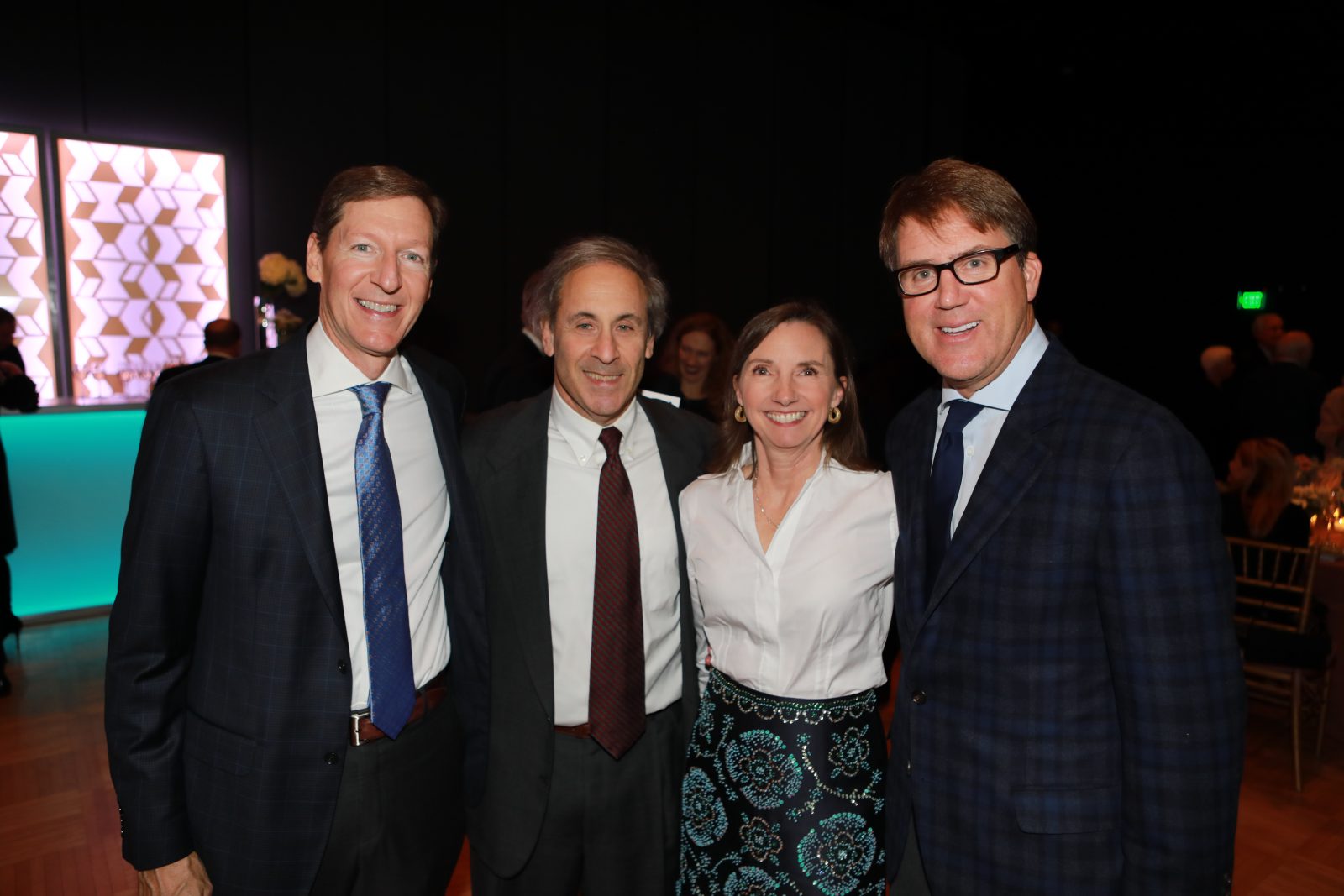 Glamorous Gala at a Storied Dallas Hotel Brings the Magic of the 1950s ...