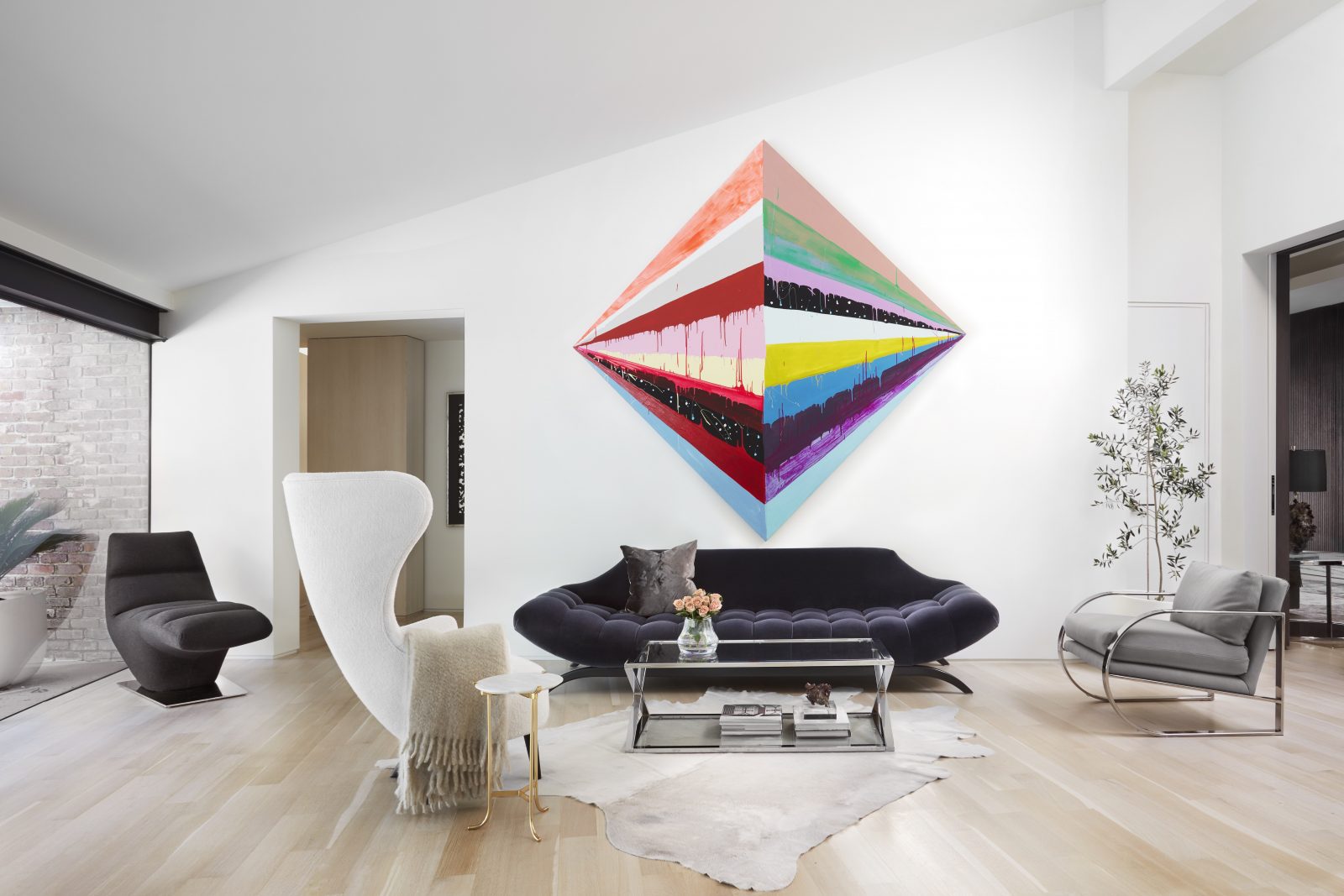 The Spa House — Tasteful Renovation of Art Loving Couple's Dallas Home ...