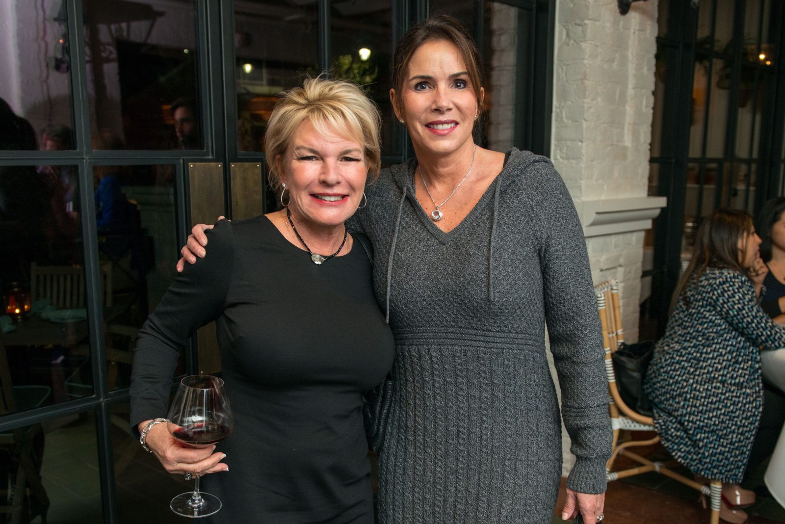 New Montrose Restaurant Morphs Into the Social Divas' See-and-Be-Seen ...