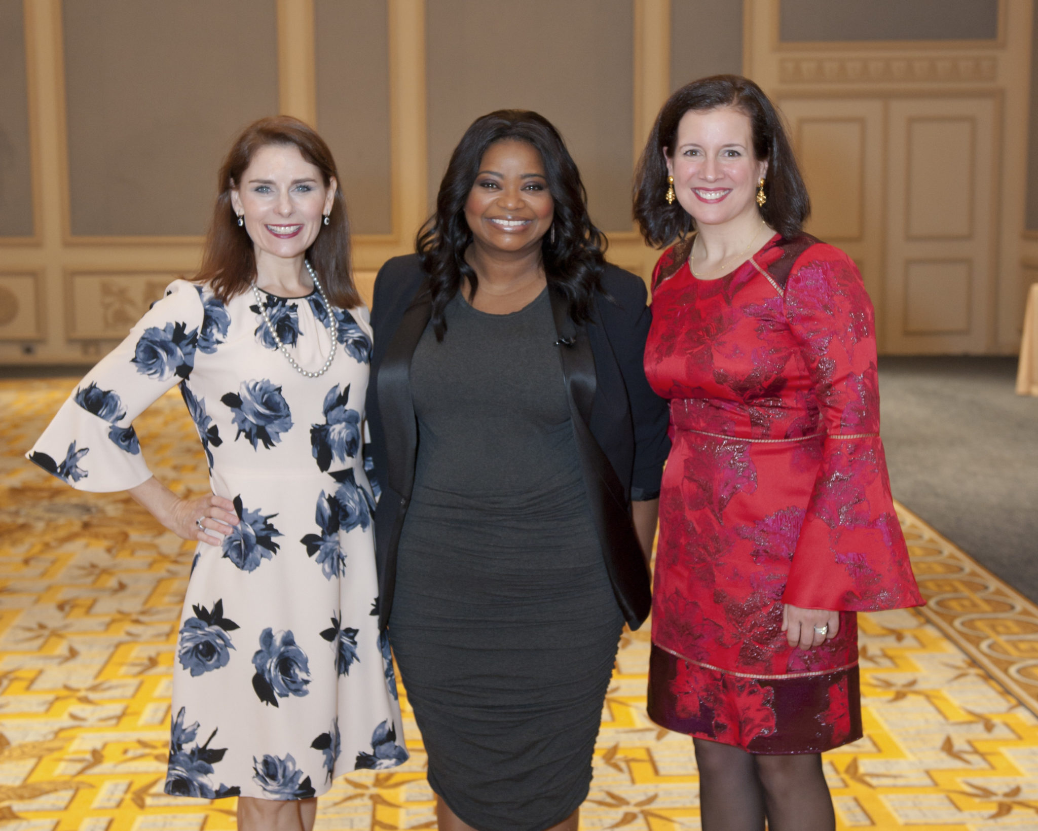 Oscar Favorite Completely Charms a Dallas Crowd in an Event That Proves ...