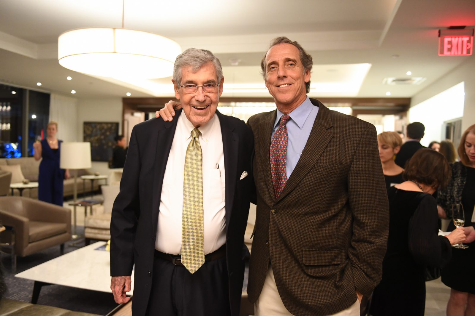 Swanky River Oaks High-Rise Opens With an Over-the-Top Party to ...