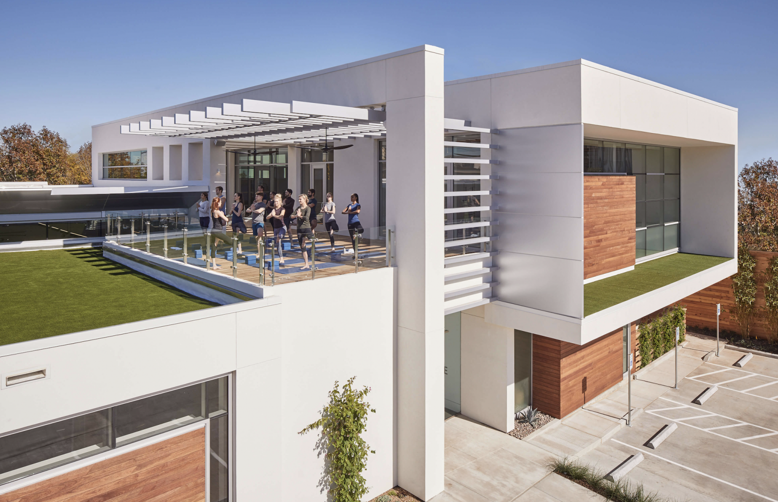 The Most Beautiful Gym in the World Hits Houston: Exclusive New River ...