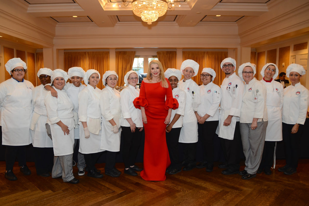 Houston Billionaire's Bitter Divorce Draws International Attention With ...