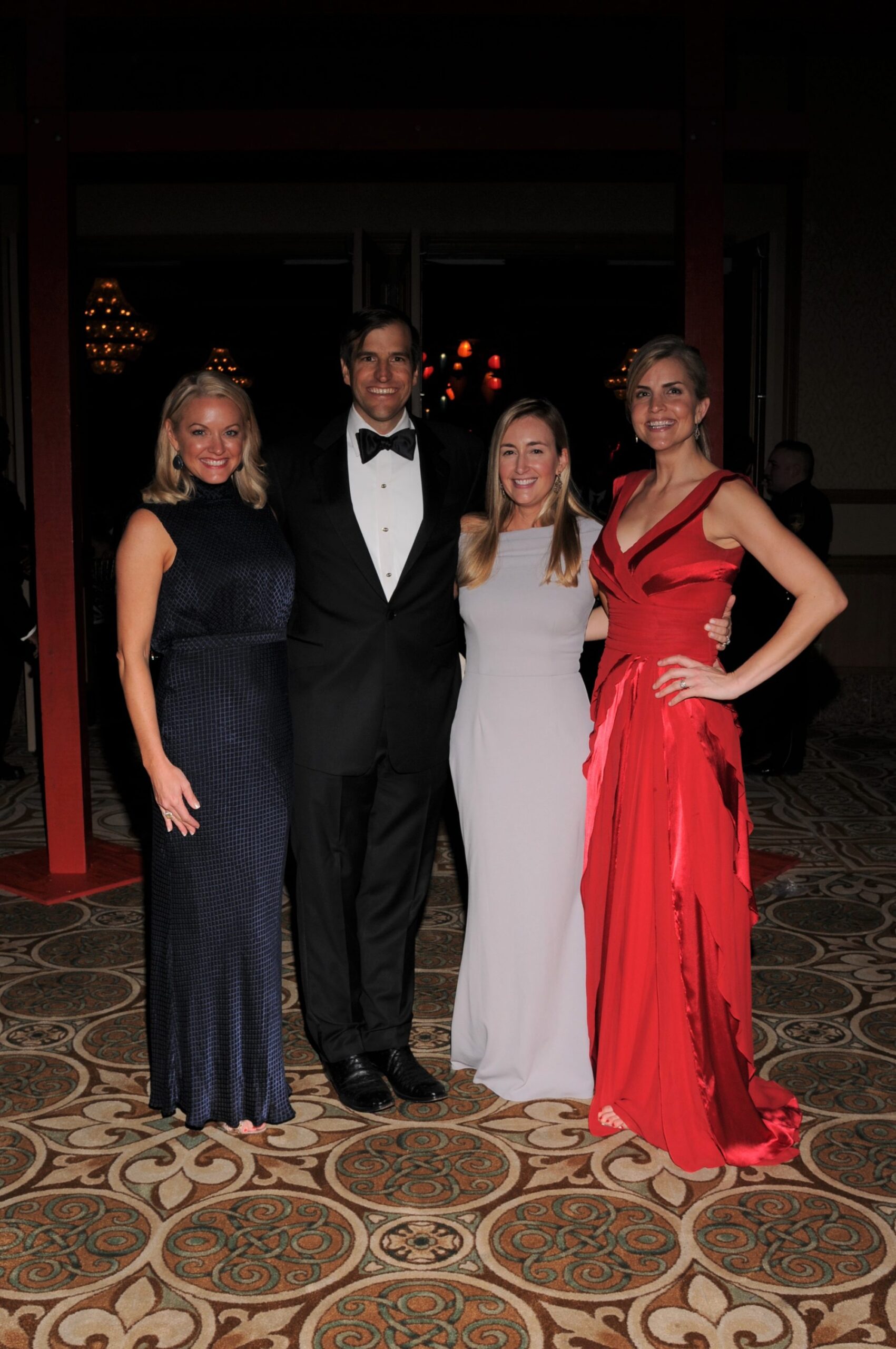 24 Beautiful Duchesses, a Jaunty King and a Sellout Crowd Make For a ...