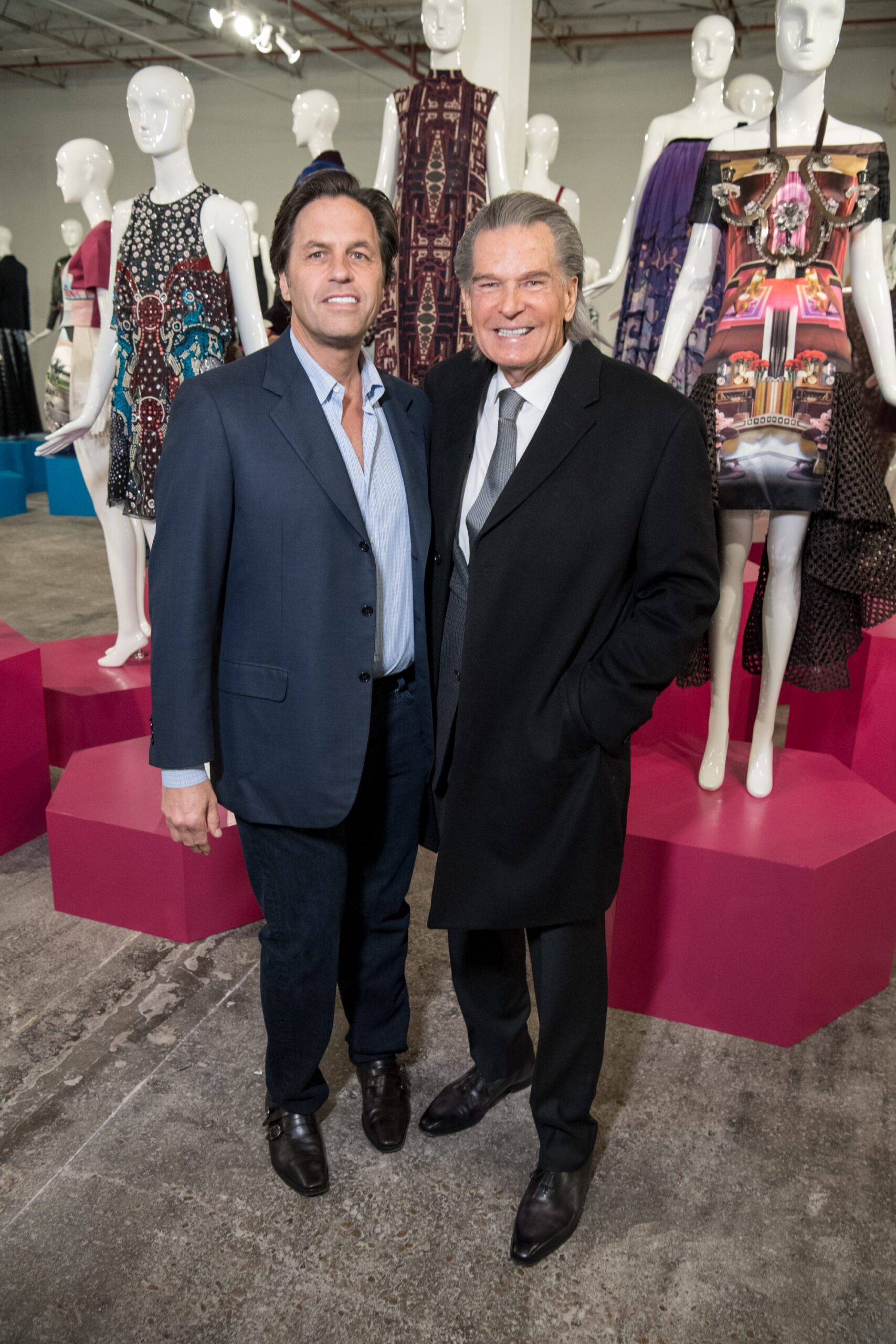 A London Queen Draws a Crowd in Dallas: The City's Elite Cannot Get ...