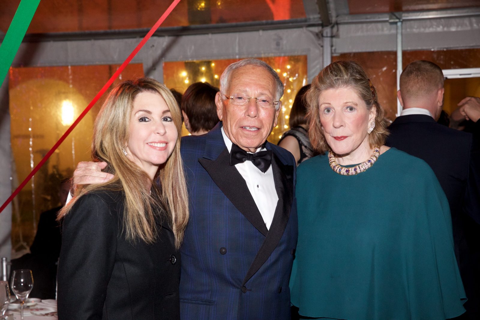 Unique Museum at University of Texas Draws Art World VIPs to $1.1 ...