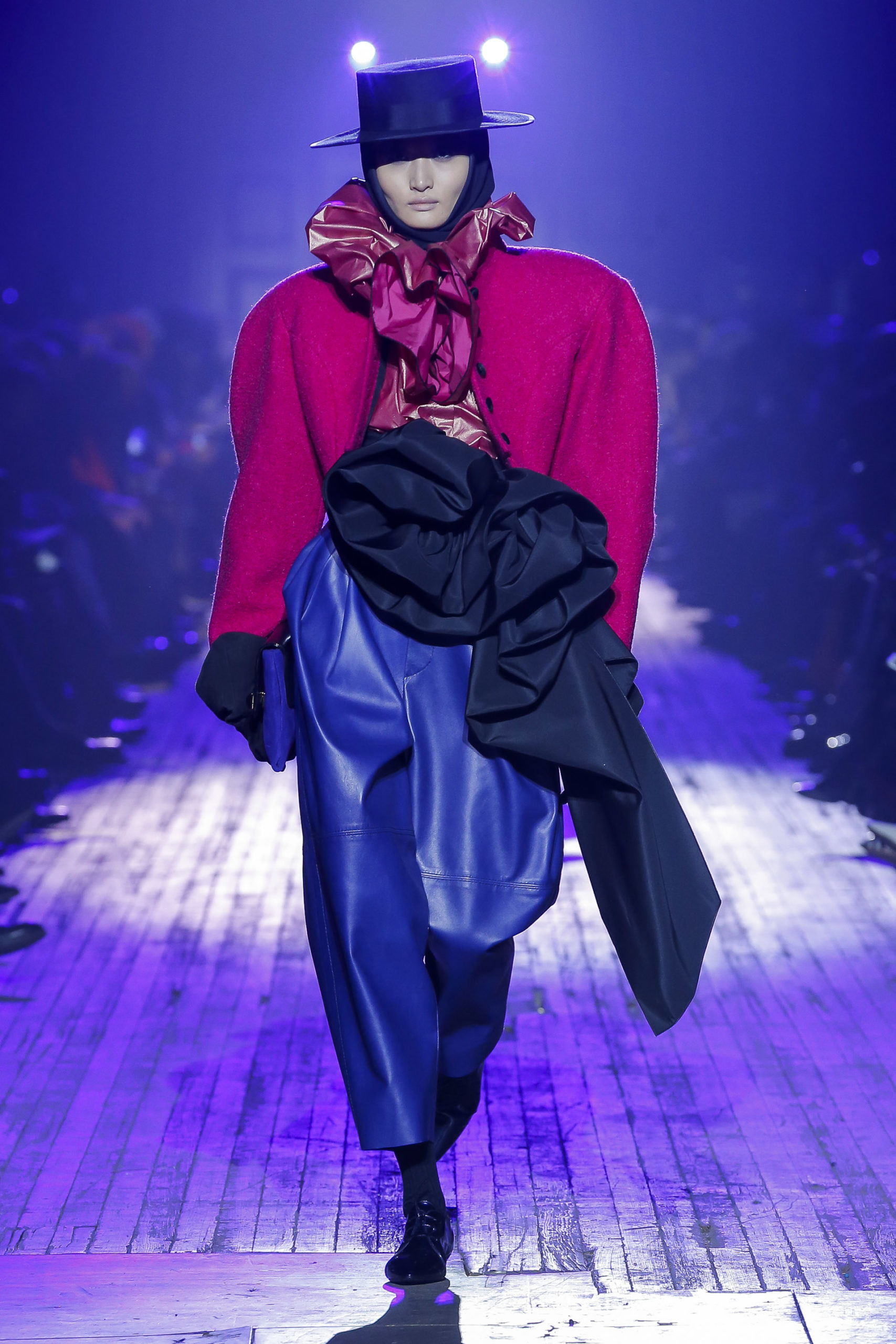 The Fashion Week of Little Skin Shows That Sexual Imagery Doesn't Fit ...