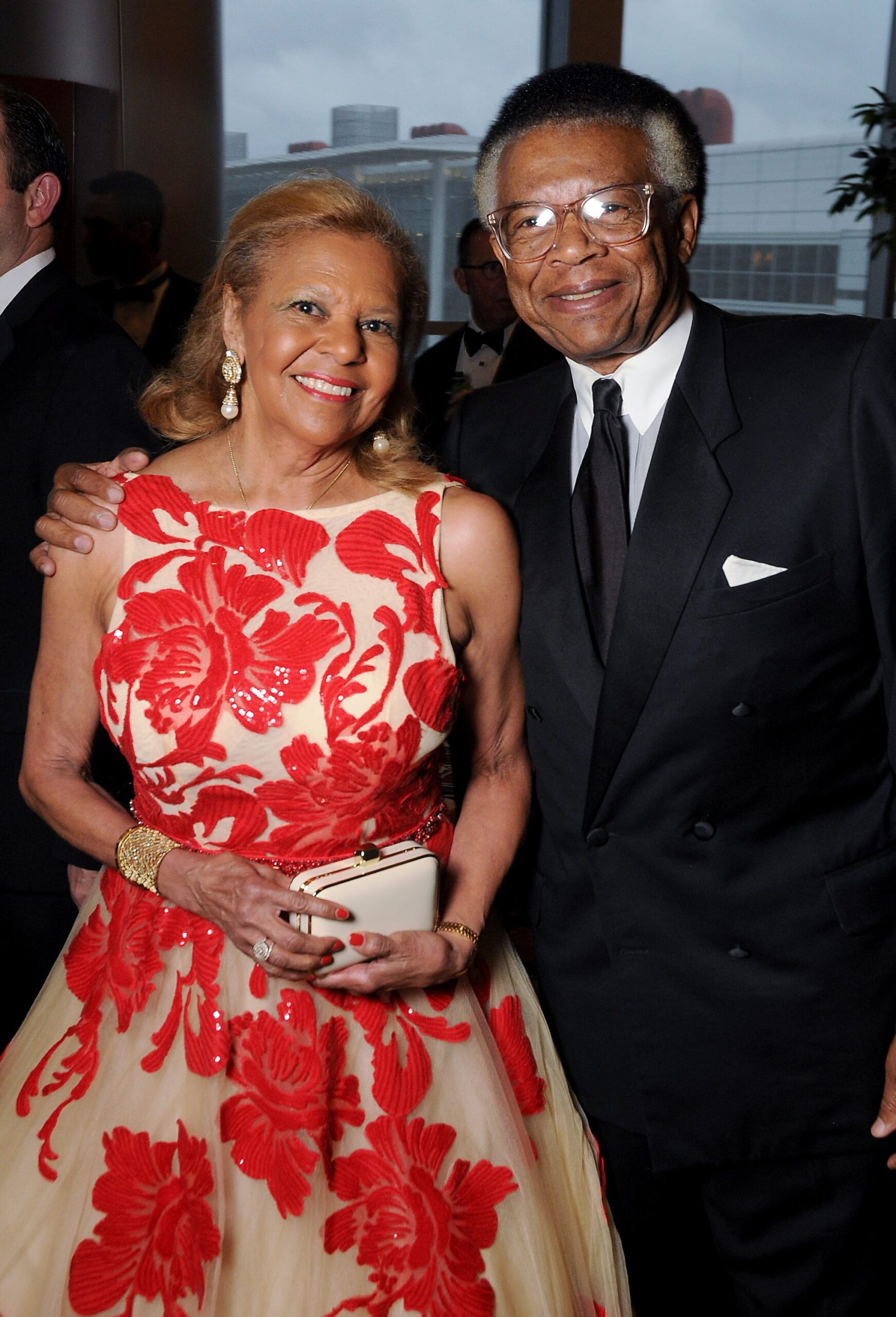 A Car Crash Interrupts This Black-Tie Gala — and It Still Raises a ...