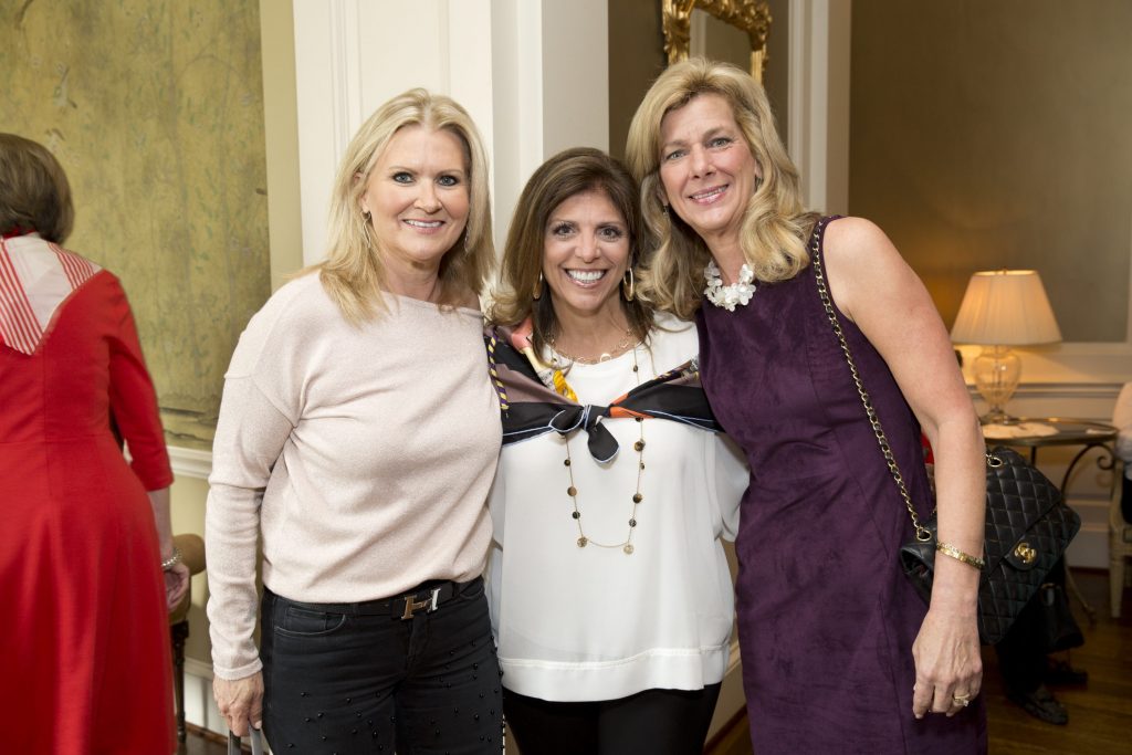 Author Shares the Story of Her Brain Rupture With a Stunned River Oaks ...