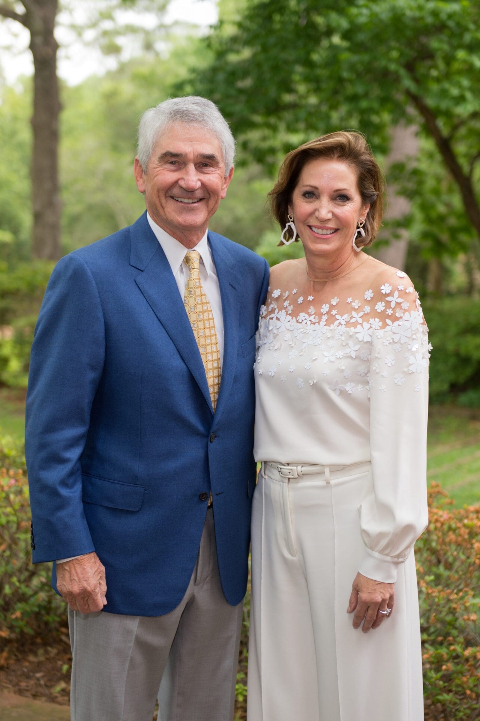 Chilly Conditions Cannot Nip This Garden Party — a Record $773,000 ...