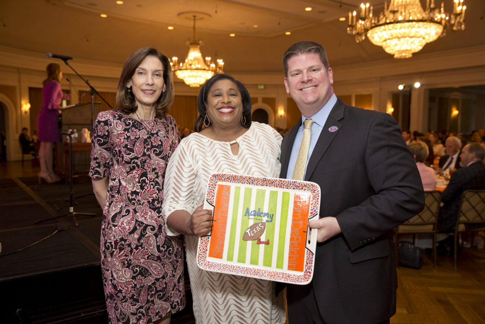 River Oaks Luncheon Highlights a Homeless Kid Who Turned Into a Country ...