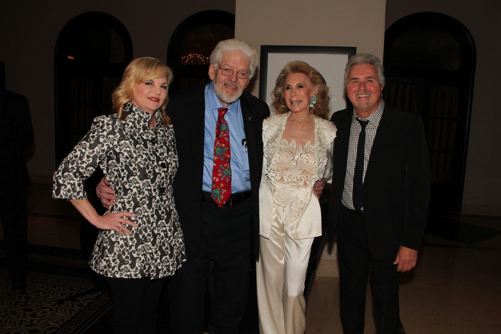 Celebrity Waiters and a Nod to Steve Martin Make This Houston Night a ...